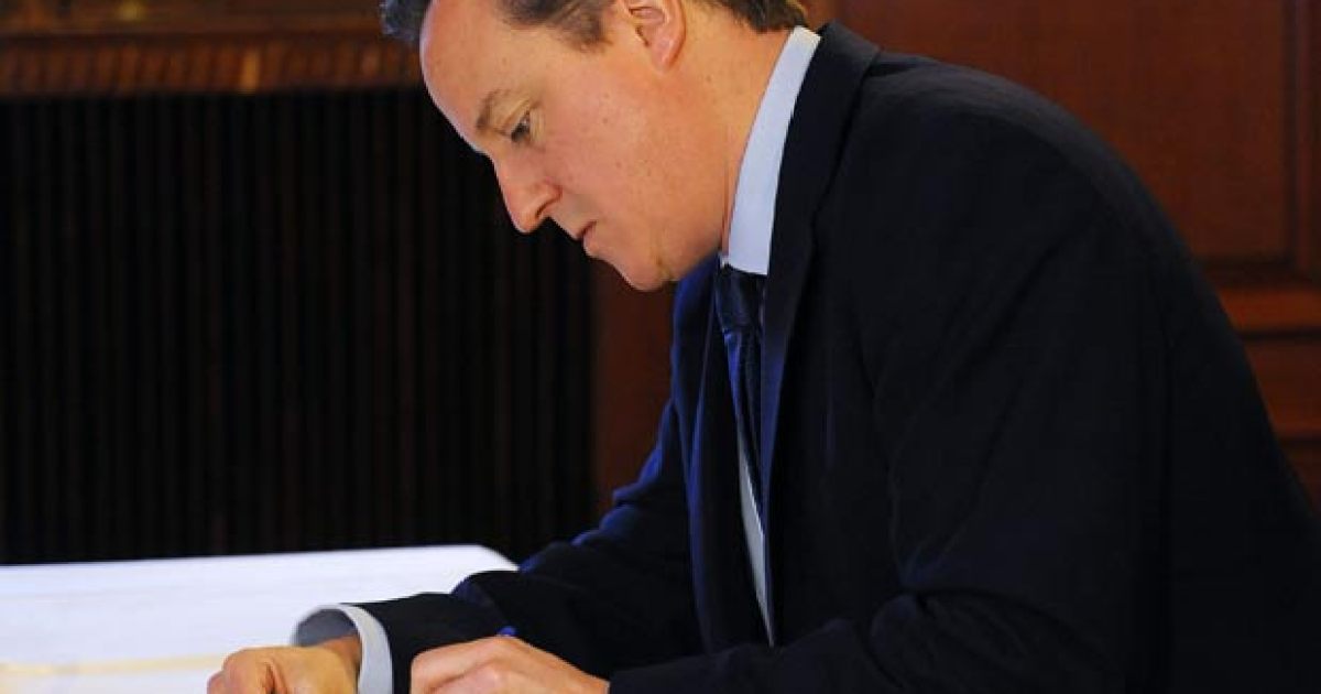 Abbott joins the rise of the left handed politicians | The New Daily