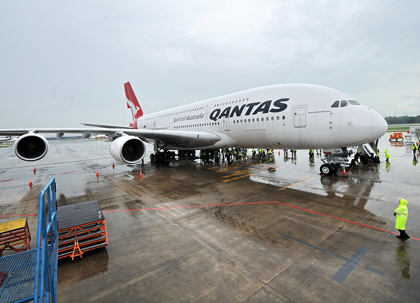 Qantas flight makes emergency landing I The New Daily