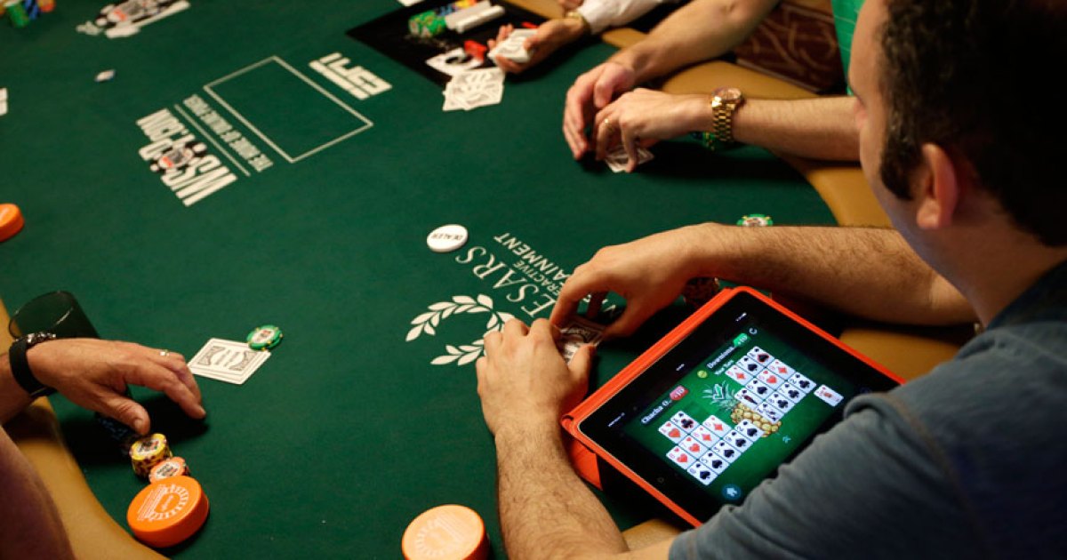 Computer 'beats' poker after trillions of games | The New Daily