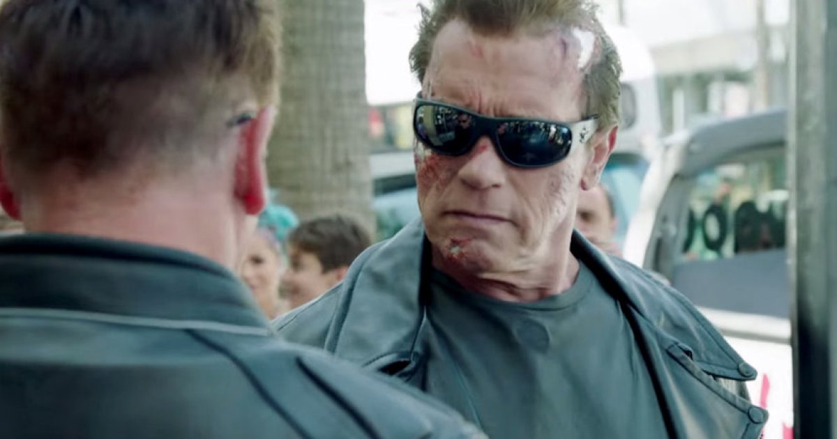 Arnie frightens children in Terminator prank | The New Daily
