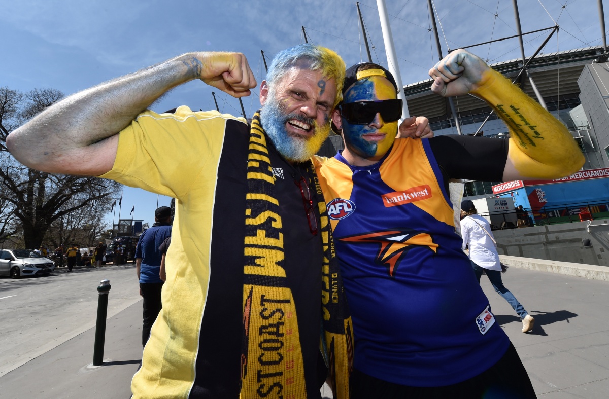 Colourful characters: AFL grand final 2015 gallery