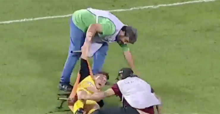 VIDEO: how not to stretcher off an injured athlete | The New Daily