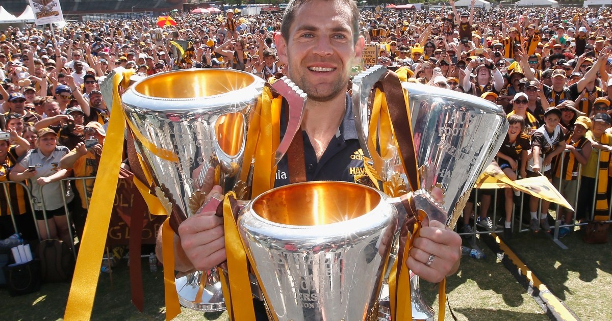 Hodge to captain Hawks for sixth straight season | The New Daily