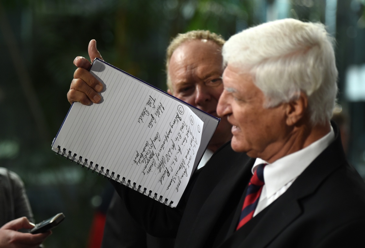 Bob Katter announces support for Coalition | The New Daily
