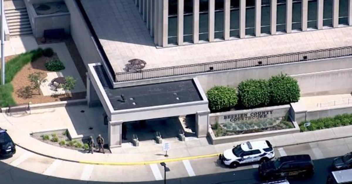 Three dead in courthouse shooting | The New Daily