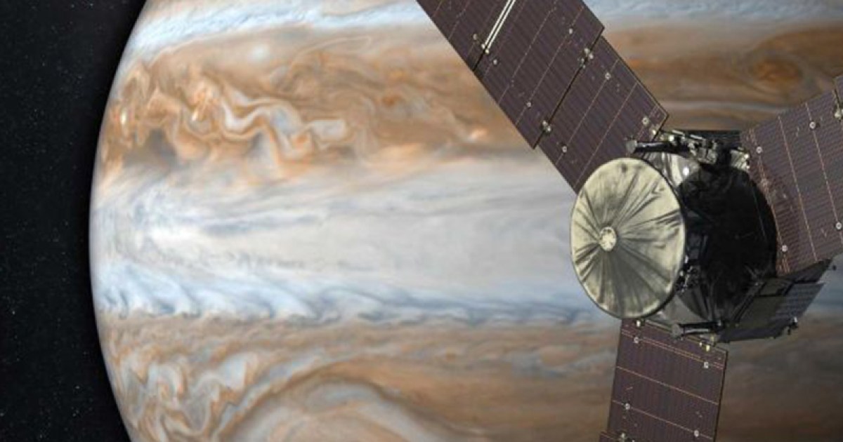 Juno spacecraft sends back first images of Jupiter | The New Daily