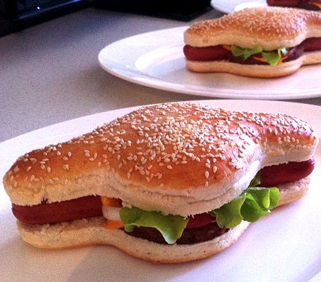 Meet Australia's latest food sensation, the 'hamdog'