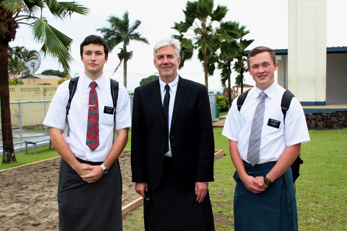 Shaun Micallef shaves his beard, becomes a Mormon missionary