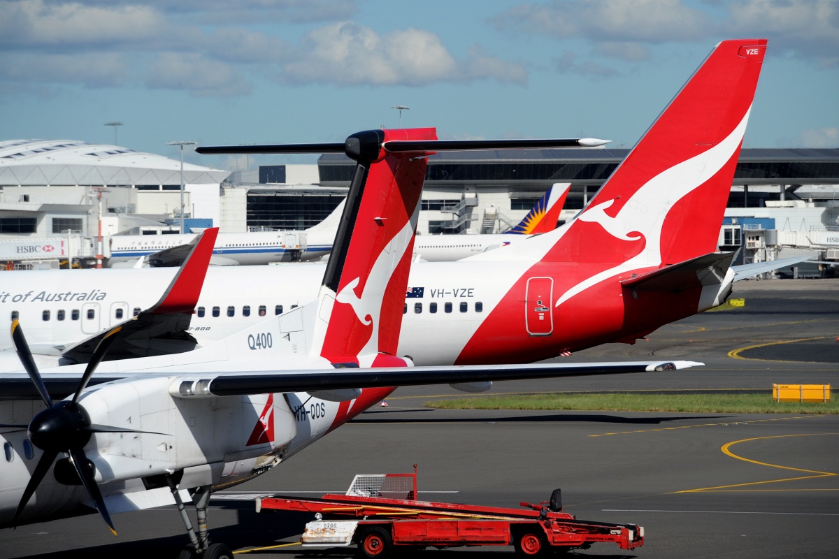 Passengers kicked off Qantas flight after plane was too heavy