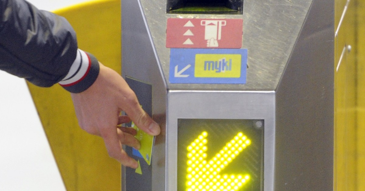 Myki creator axed for new Victorian fare system bidder