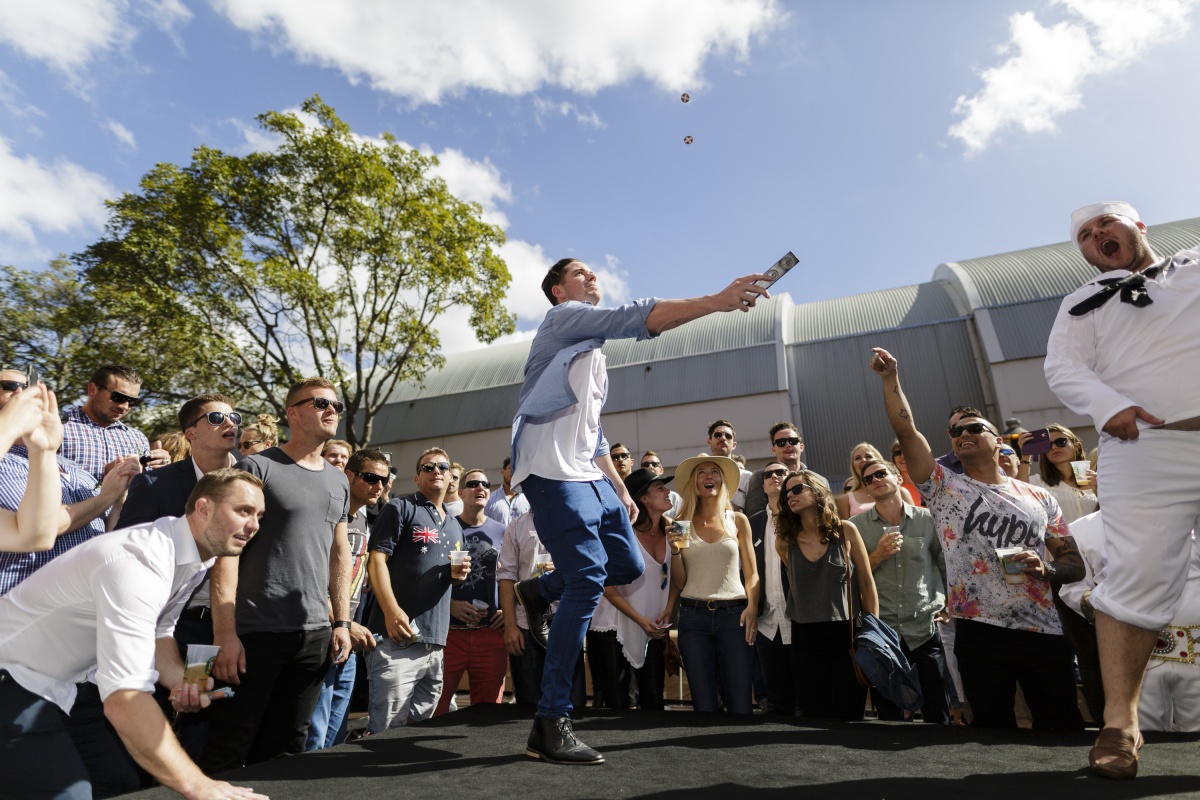 Two-up: How to play and why it is illegal except on Anzac Day