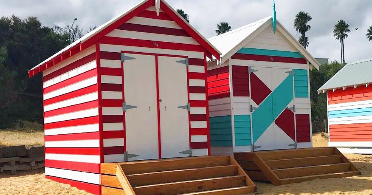 Stripey bathing box sets new record at Brighton beach | The New Daily