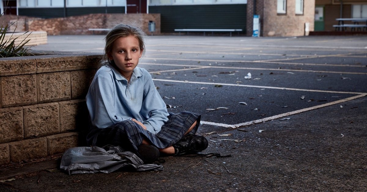 One in seven Australian children live below the poverty line