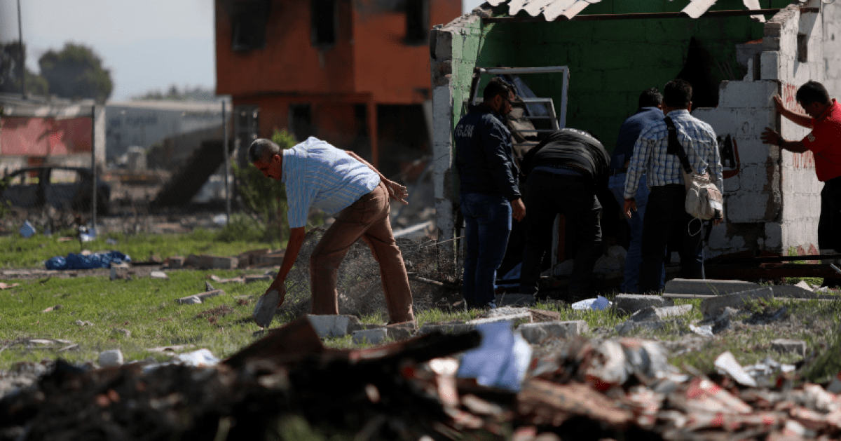Twin blasts at Mexican fireworks factory leave 24 dead