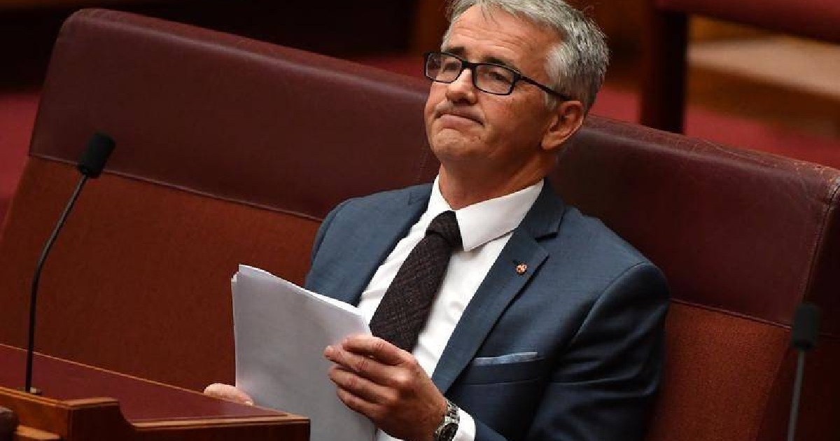 Maverick Qld senator quits LNP to launch his own party