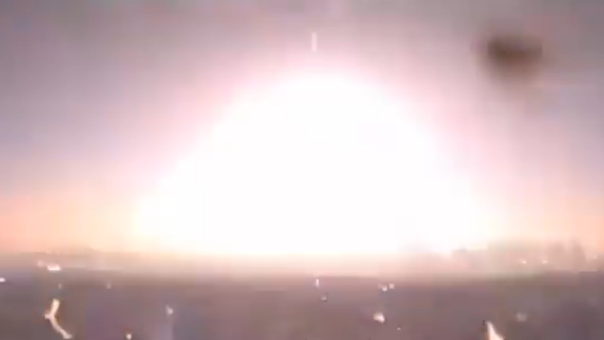 Moment of impact as blazing 'fireball' explodes in night sky