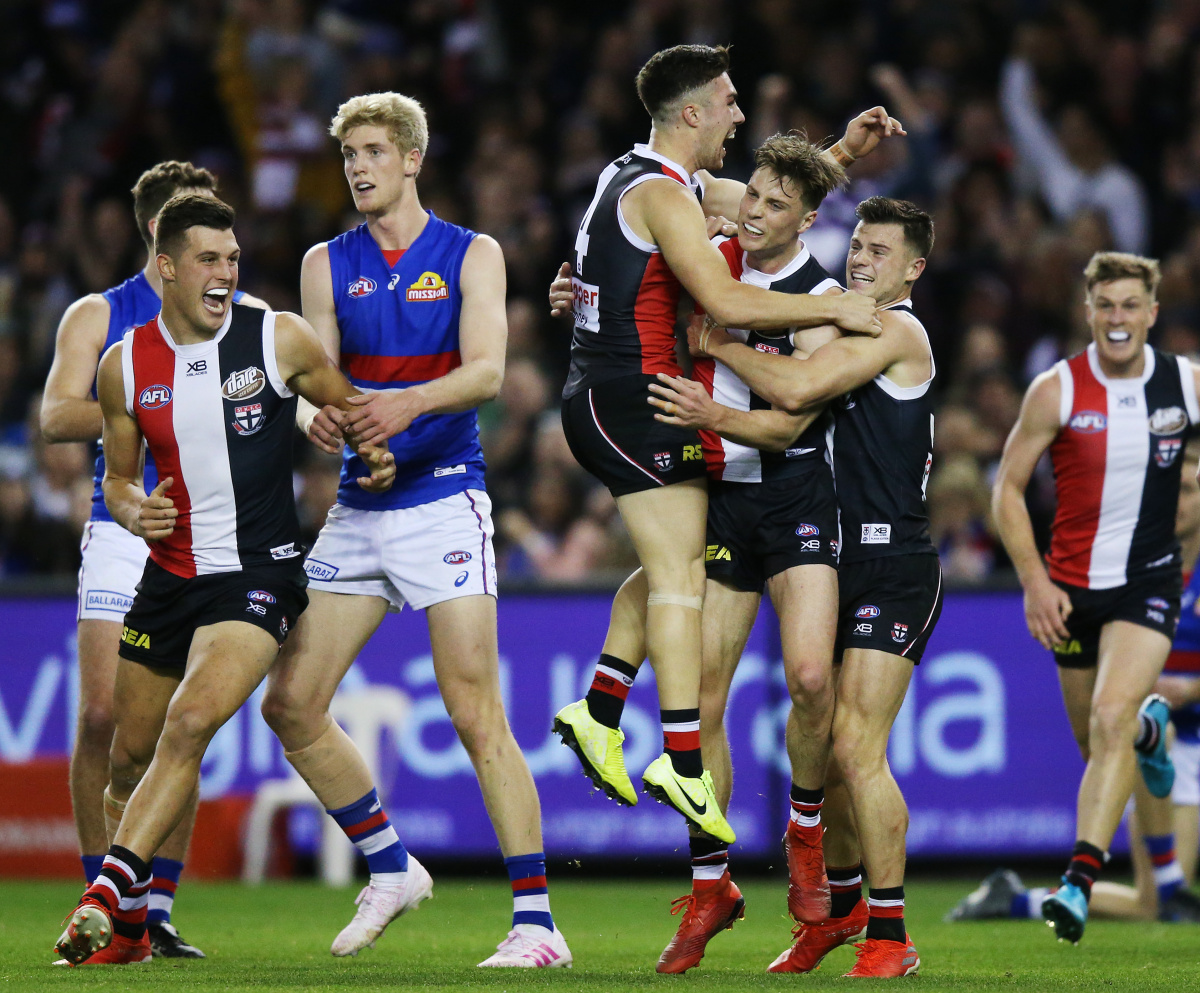 Six Melbourne-based AFL teams to relocate to Queensland