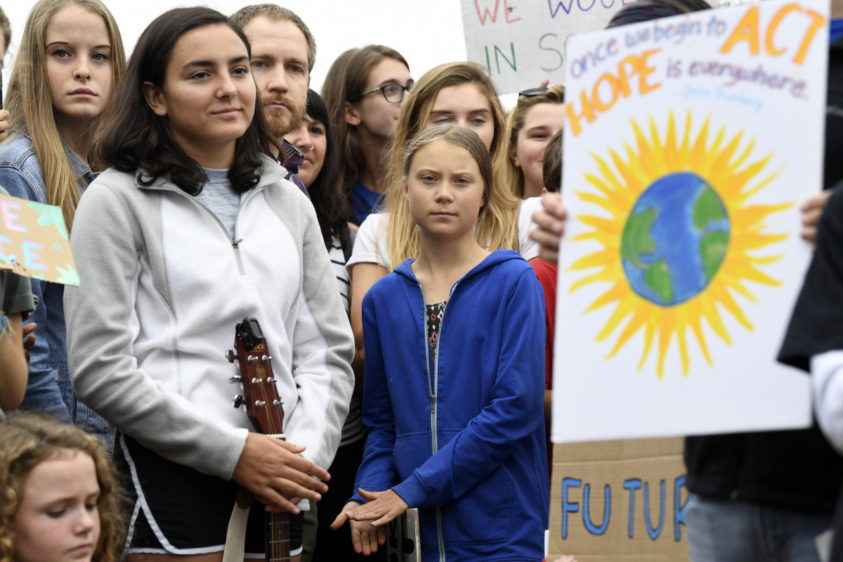Greta Thunberg in White House climate protest | The New Daily