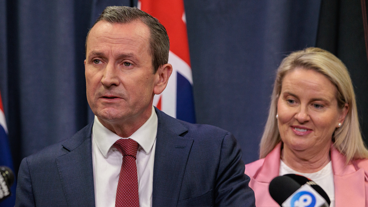 Rock star McGowan bows out, leaving national politics changed
