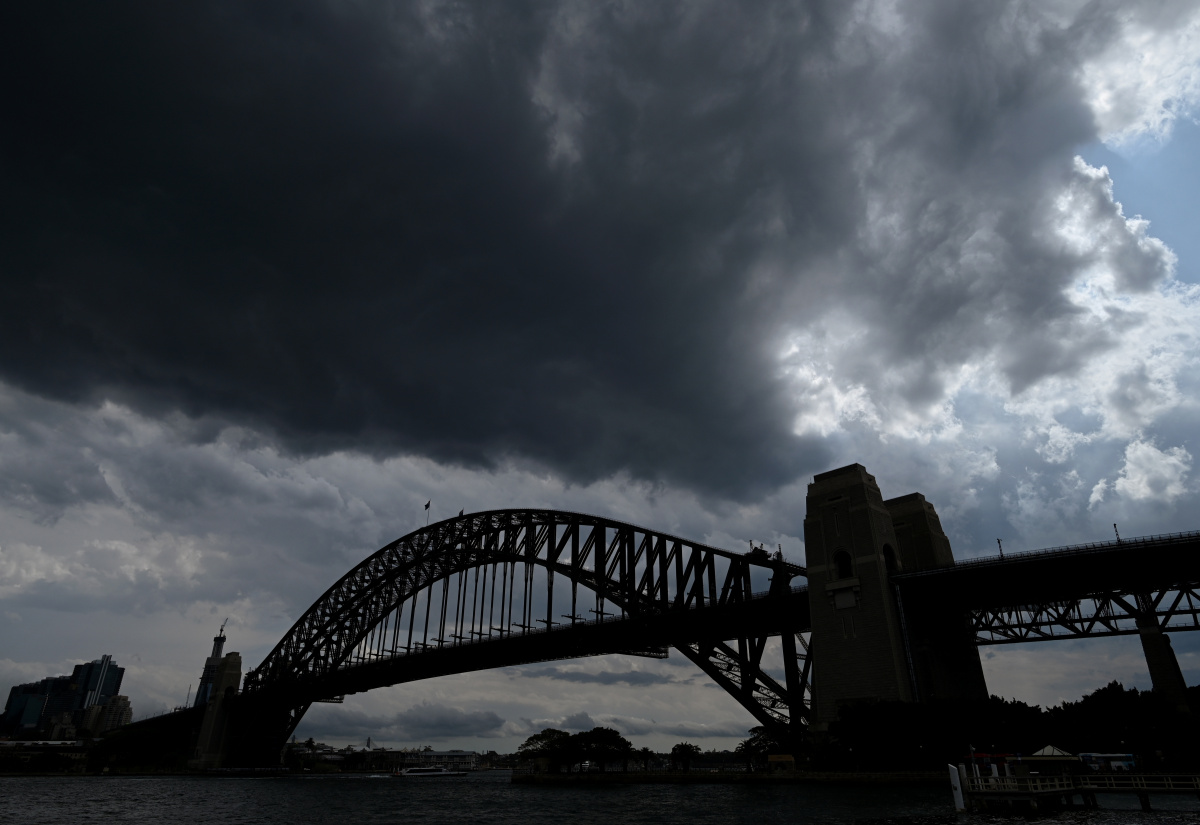 Wild weather hits Sydney with more smoky days to come | The New Daily