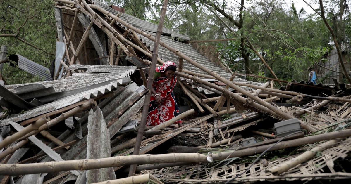 Death toll from Cyclone Amphan hits 85 as residents reel from destruction