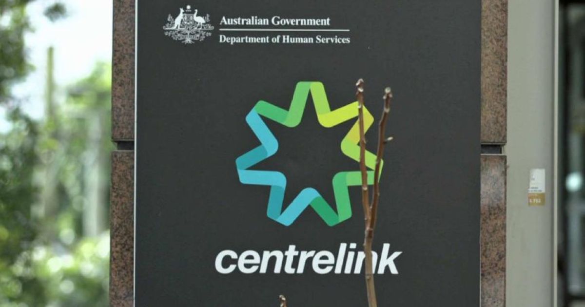Federal government to clear all Centrelink robo-debts, refund money