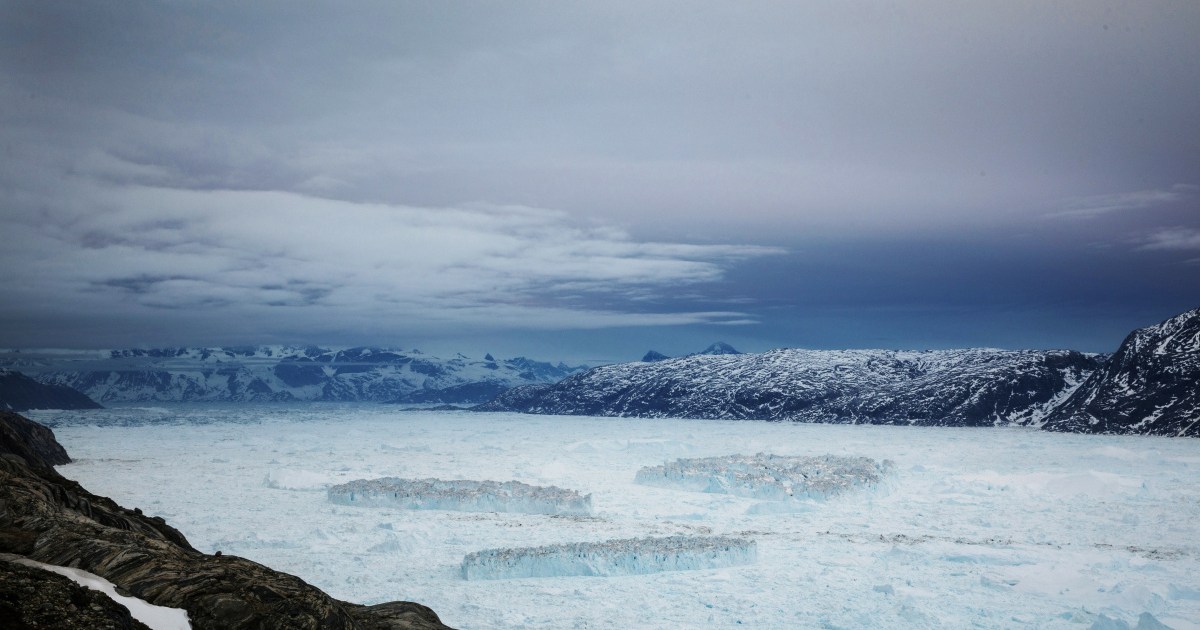 Big chunk of Greenland ice cap breaks off into ocean | The New Daily