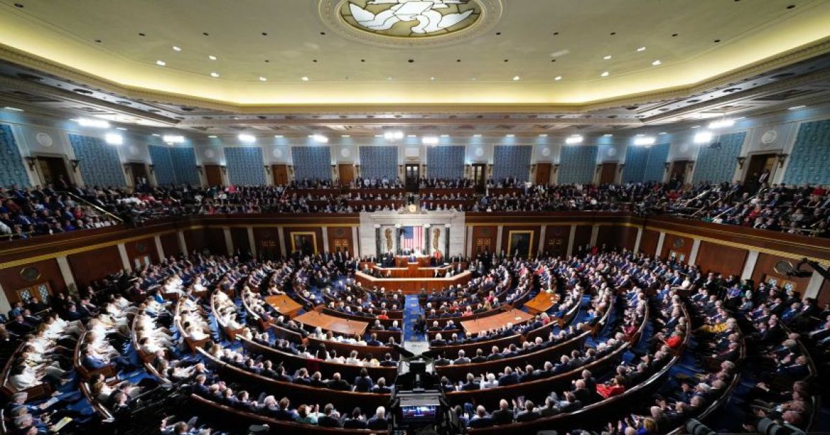 US Congress reaches deal on coronavirus aid package, plans vote