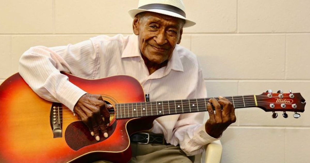 ARIA Award-winning Torres Strait Island musician Seaman Dan dies at 91