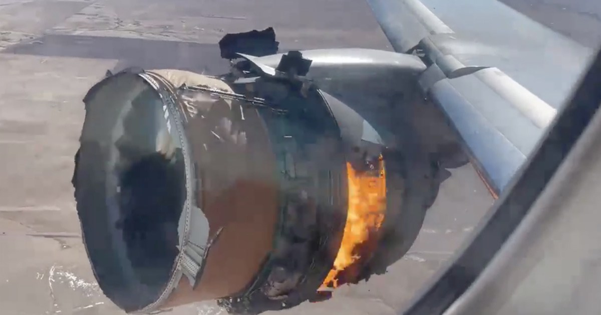 Boeing planes grounded after terrifying mid-flight engine fire