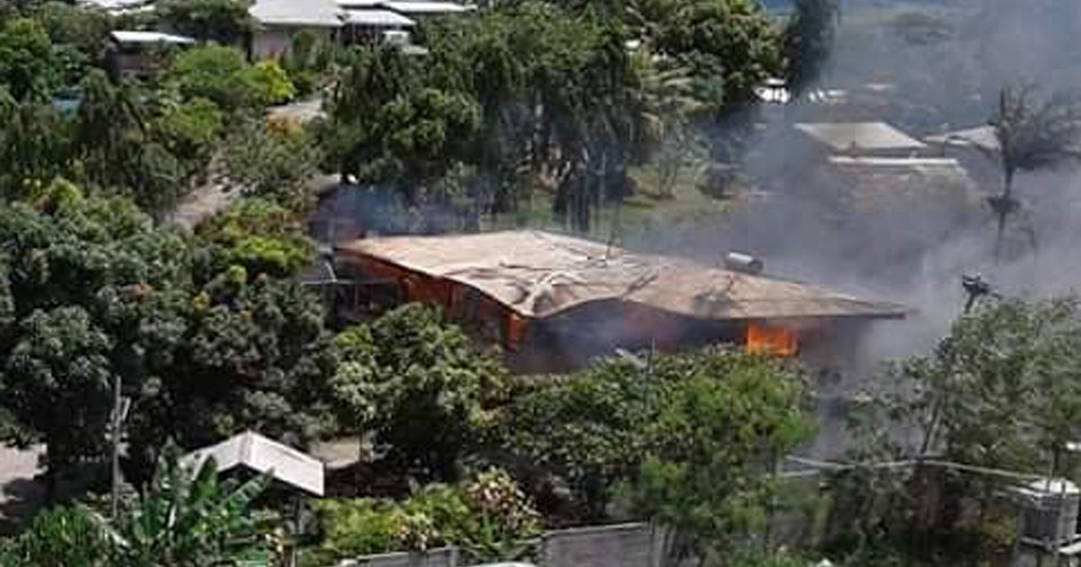 PM's home burns as Solomon riots continue