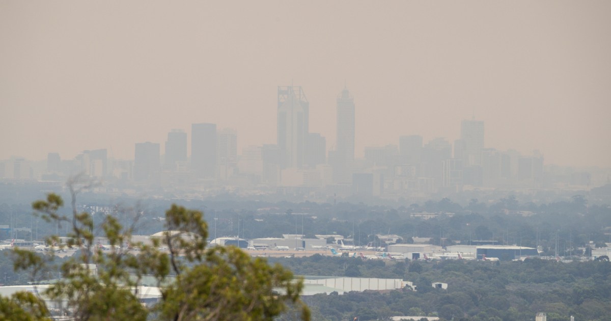 CSIRO study finds climate change is fuelling more 'megafires' in Australia