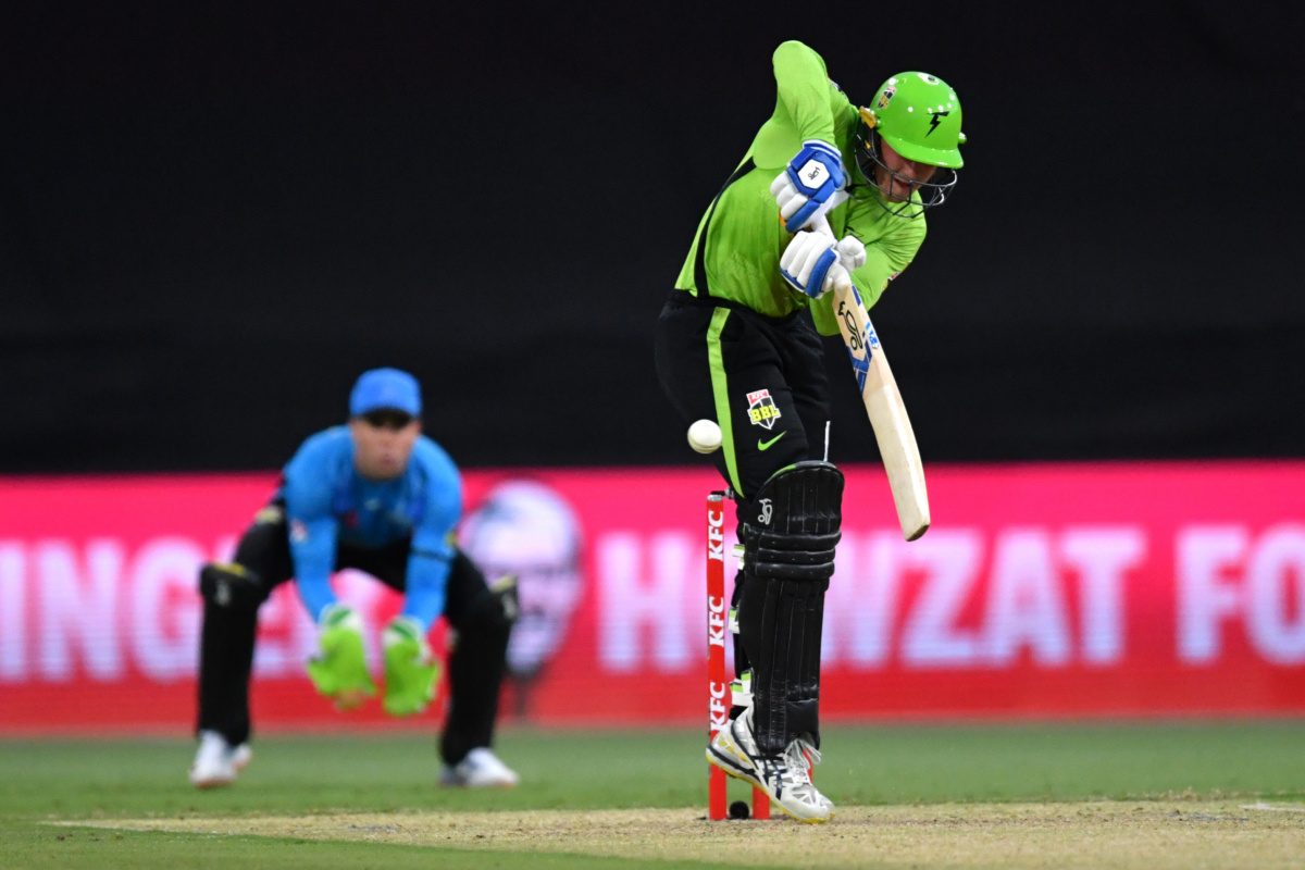 gilkes-hasnain-impress-in-sydney-thunder-win-over-adelaide-strikers