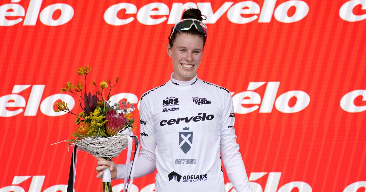 Emily Watts defies wet weather, crashes to claim Stage 1 in women’s ...