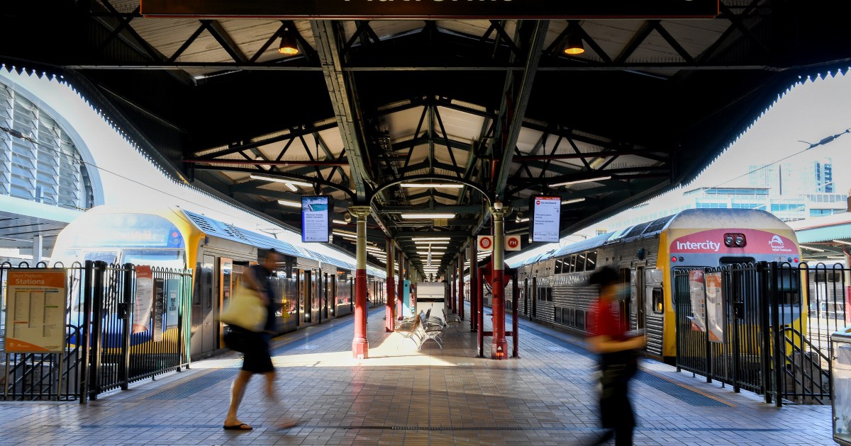 Sydney rail chaos shelved as free fares get union tick