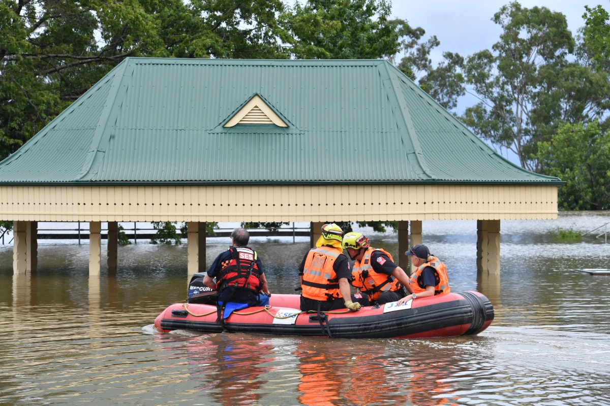 Sydney deluge turns deadly, Manly Dam spills