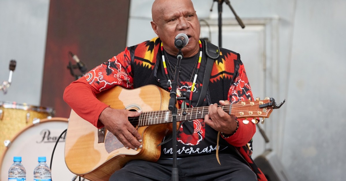 Body of singer songwriter Archie Roach returns home for funeral