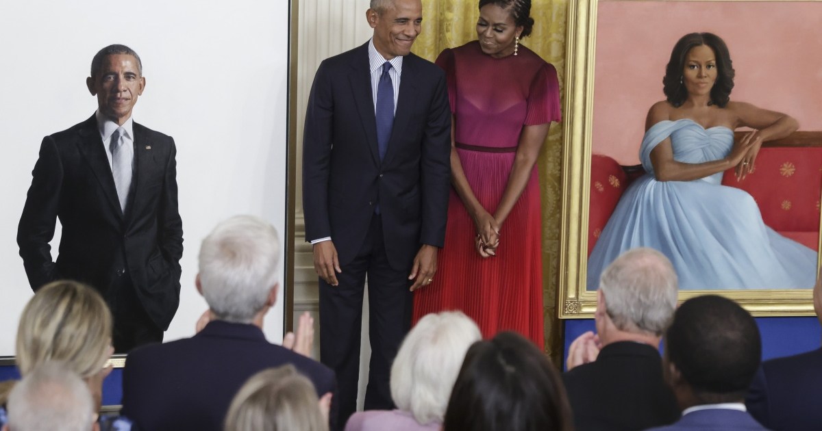 Obamas' portraits unveiled at White House