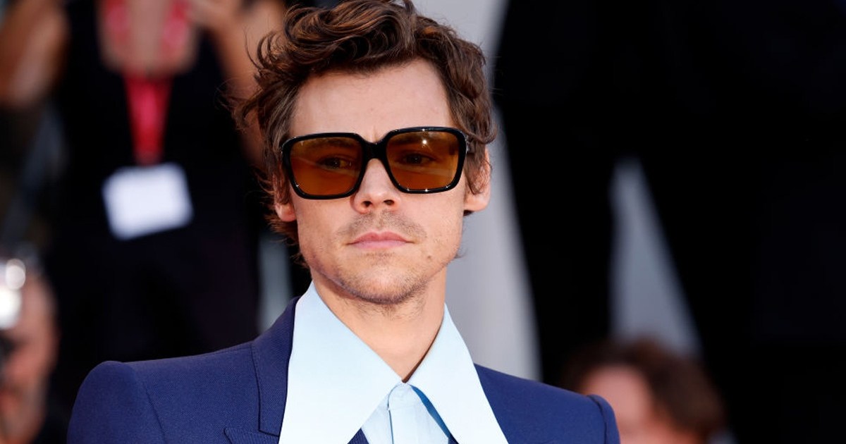 Harry Styles' latest trailer has fans talking about his sexuality - again