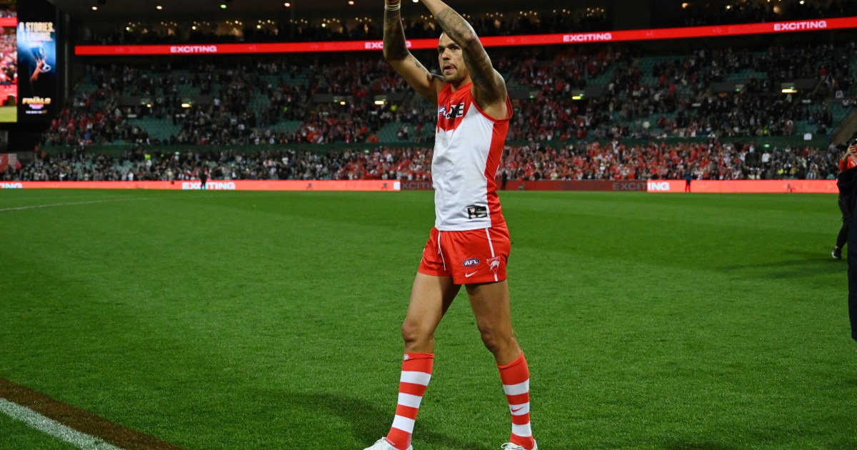 Lance Franklin calls time on glittering AFL career