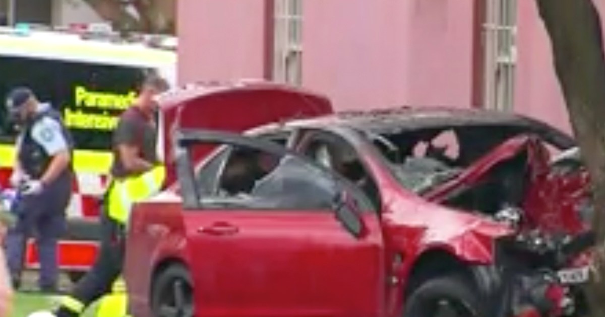 Five teenagers critical after Sydney car crash