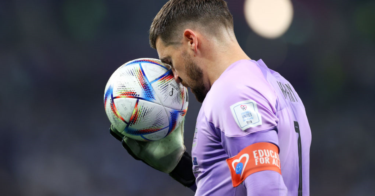Rival goalie gives Aussie keeper Mat Ryan a vicious dose of snark