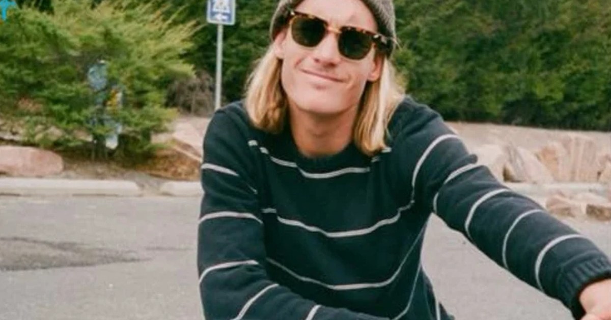 Australian named in Nepal plane crash