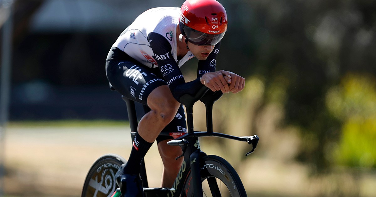 Australian Jay Vine powers to Tour Down Under title on debut