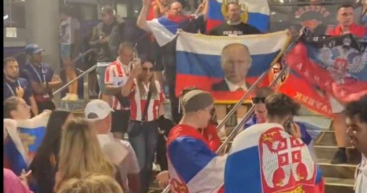 Police question Australian Open fans over Putin flag