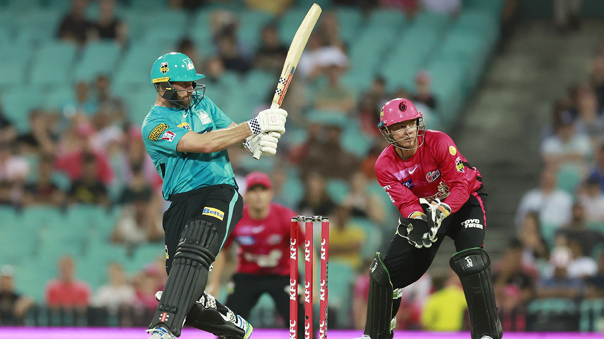 Michael Neser stars as Brisbane Heat upset Sydney Sixers