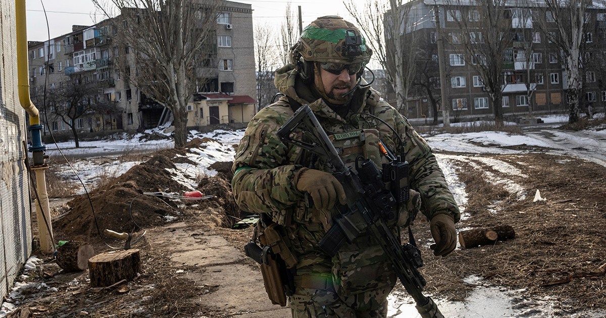 Battered Ukraine force all but surrounded in bloody rubble of Bakhmut ...
