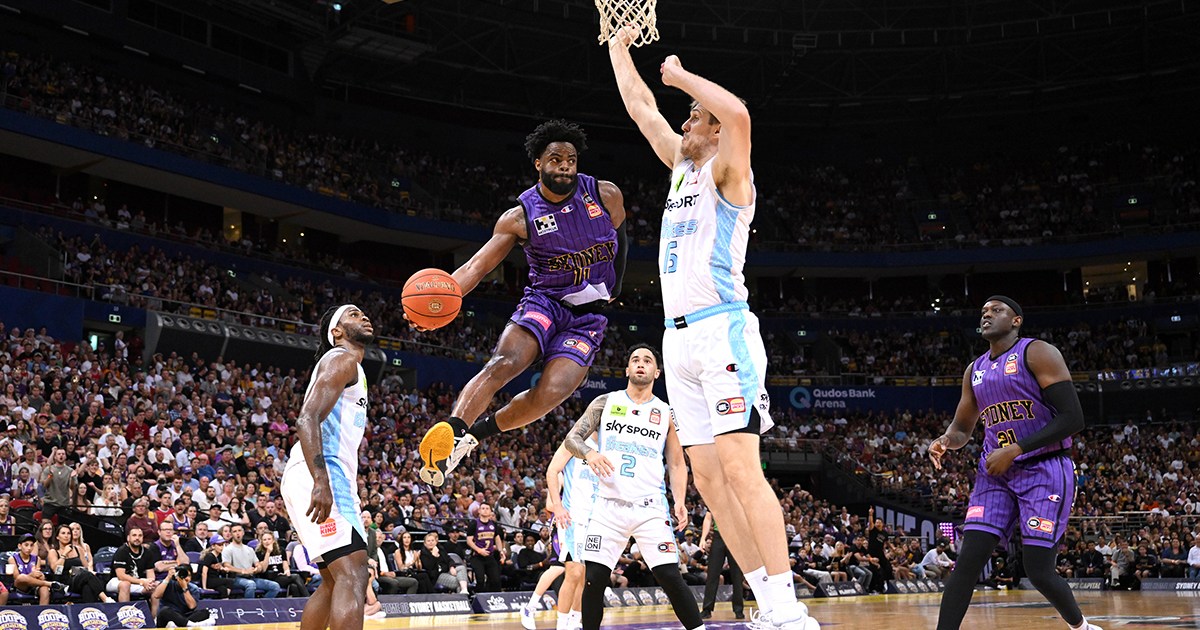 Sydney Kings claim NBL title with 77-69 win over NZ Breakers