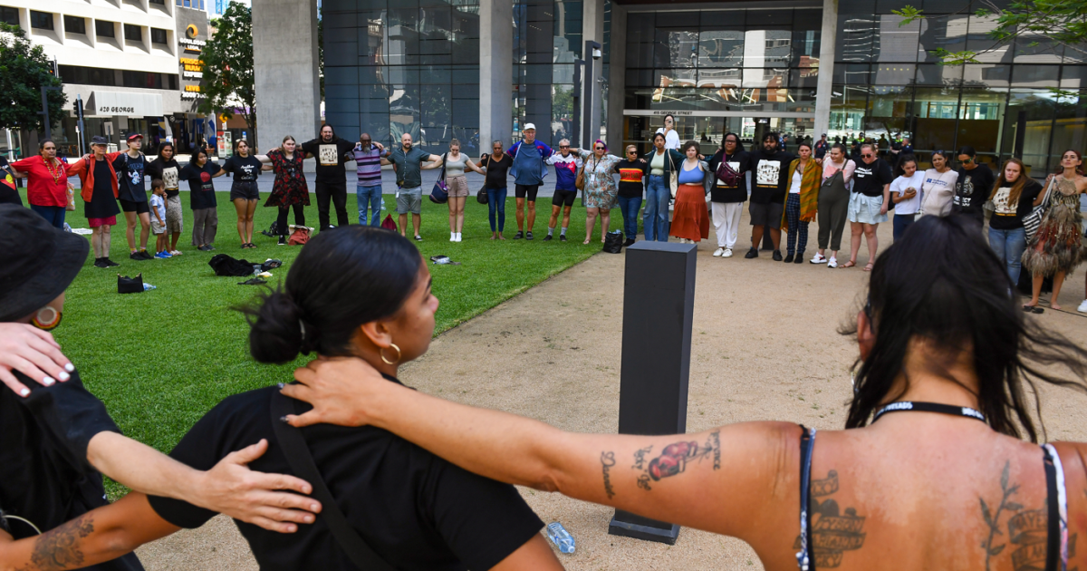 Protest forces Qld Supreme Court lockdown after police kill Indigenous ...