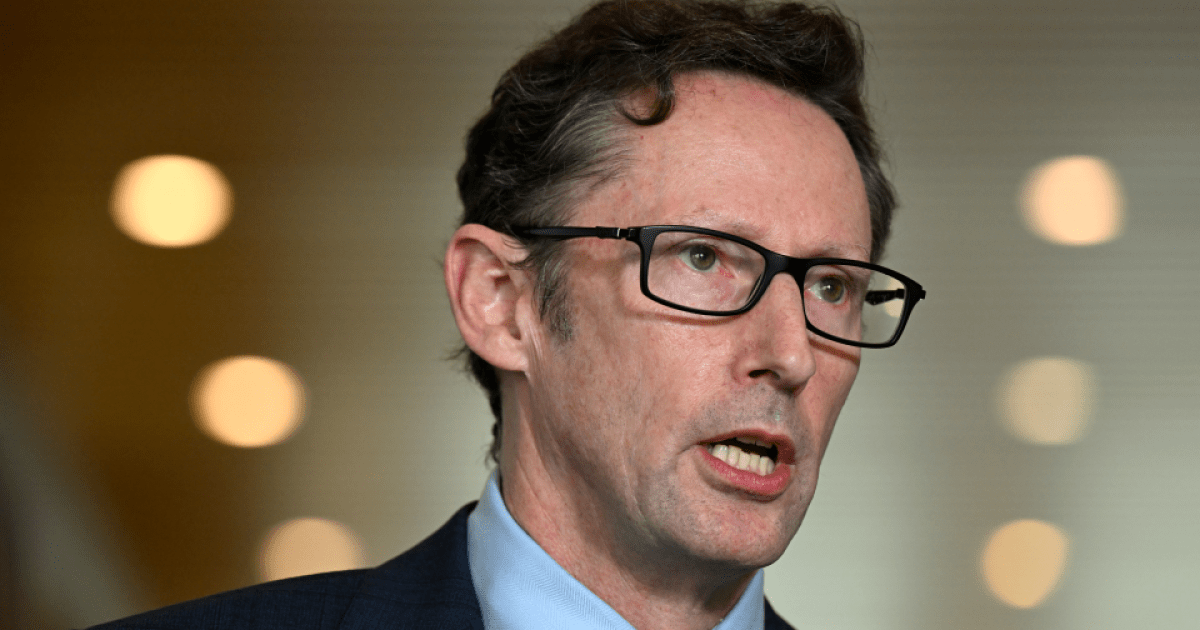 Government frontbencher to retire from politics